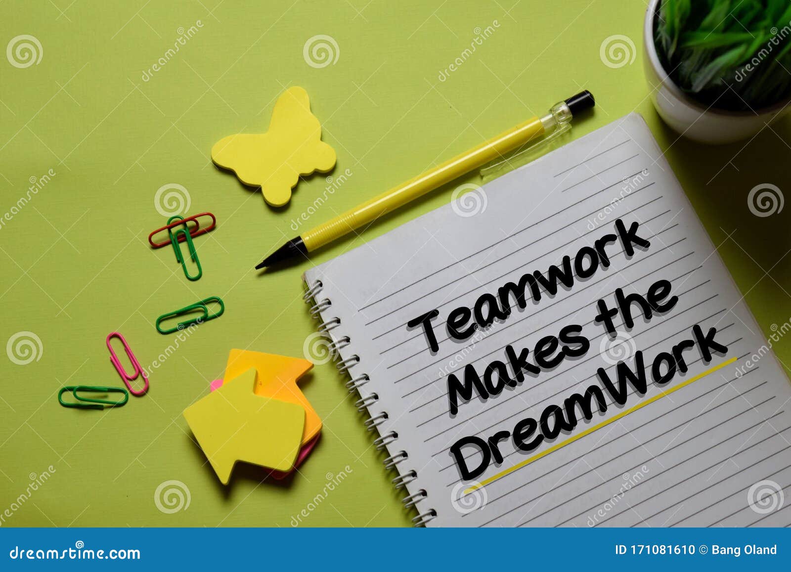 Teamwork Makes the Dreamwork Write on a Book Isolated on Office Desk ...
