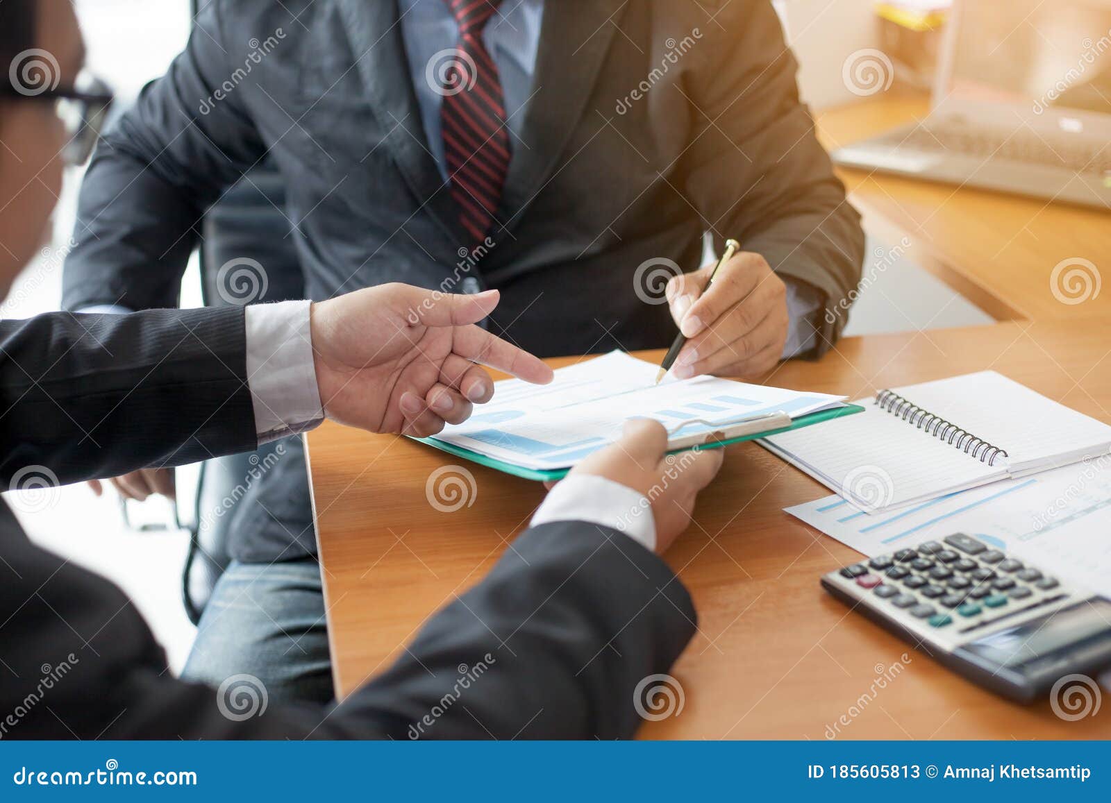 Teamwork Process, Business People Working in the Office Discussing ...