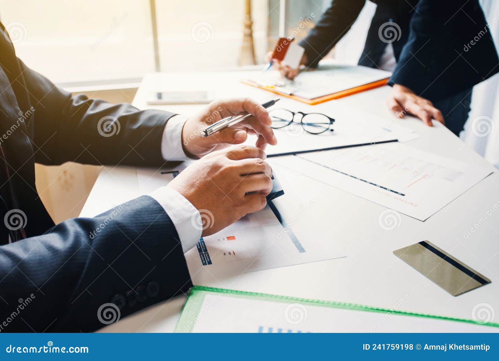 Teamwork Process, Business People Working in the Office Discussing ...