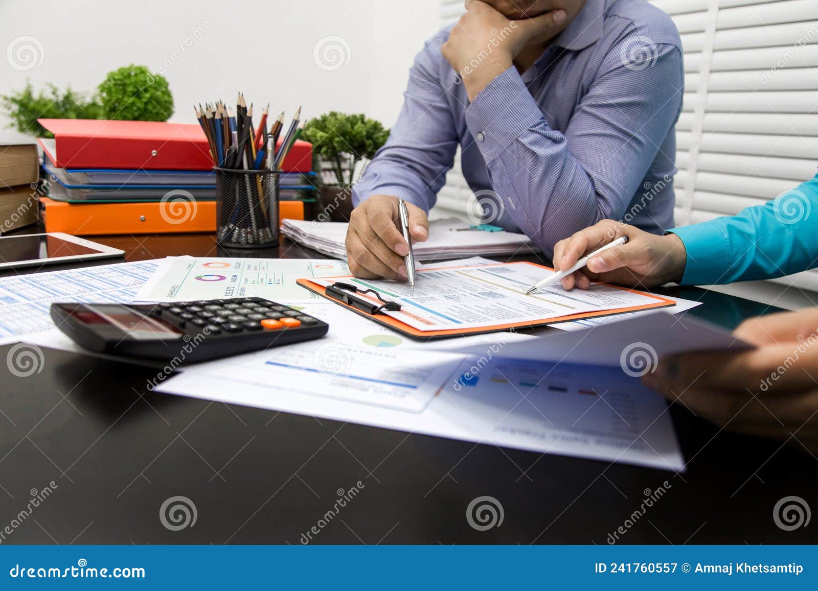 Teamwork Process, Business People Working in the Office Discussing ...