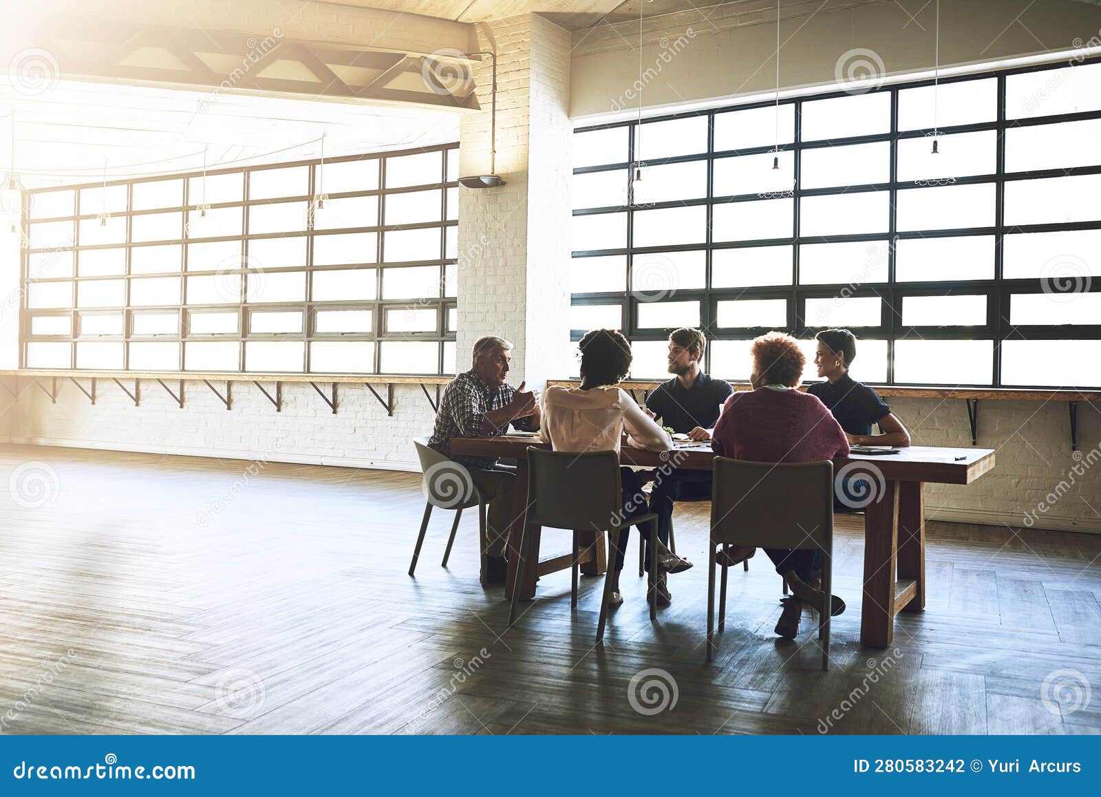 Teamwork, Project Management and Planning with Business People in ...