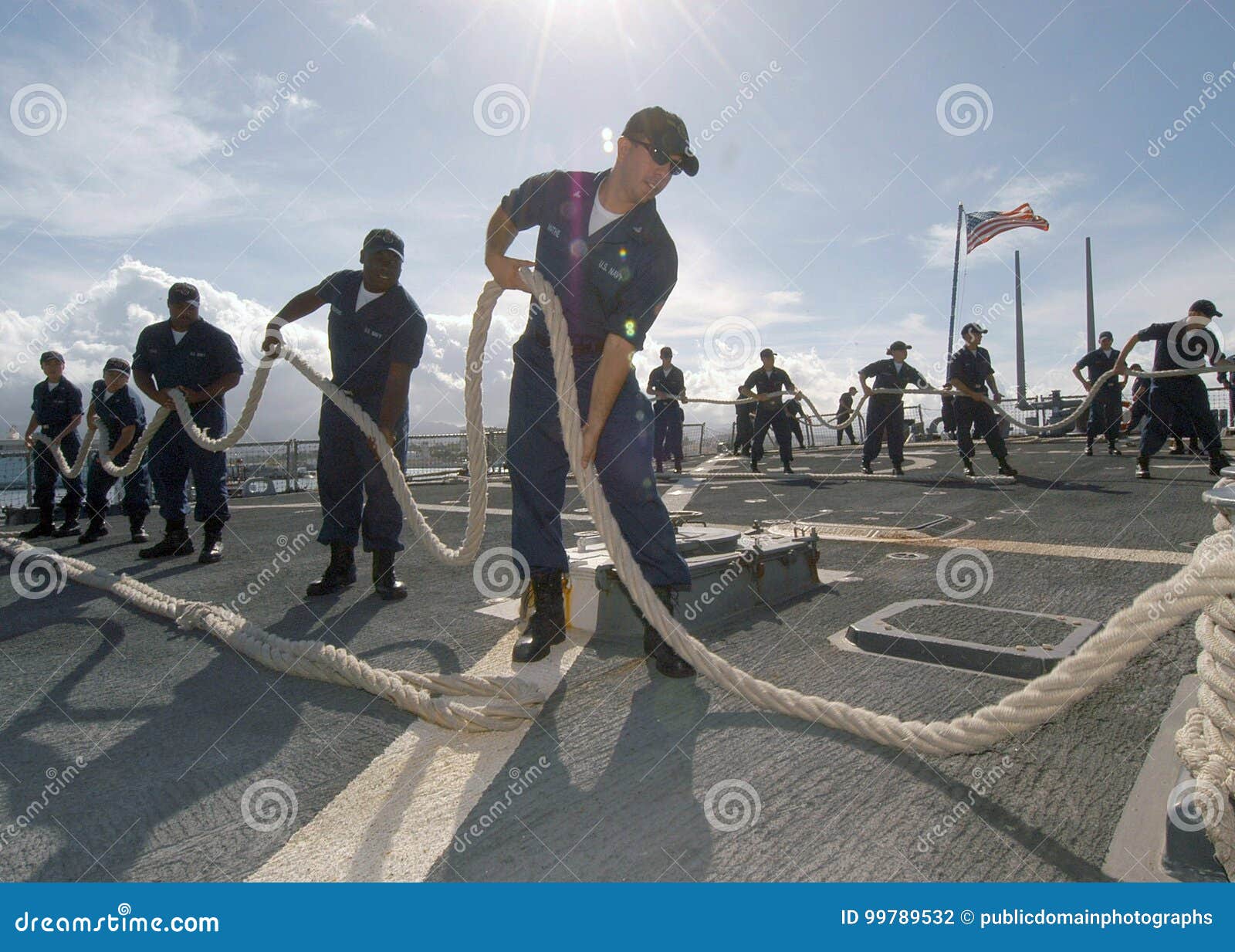 Teamwork Sailors Ship Picture. Image: 99789532