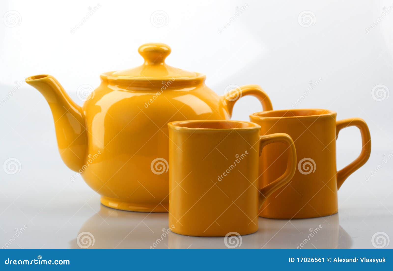 Teapot and mug stock image. Image of heat, service, isolated - 17026561