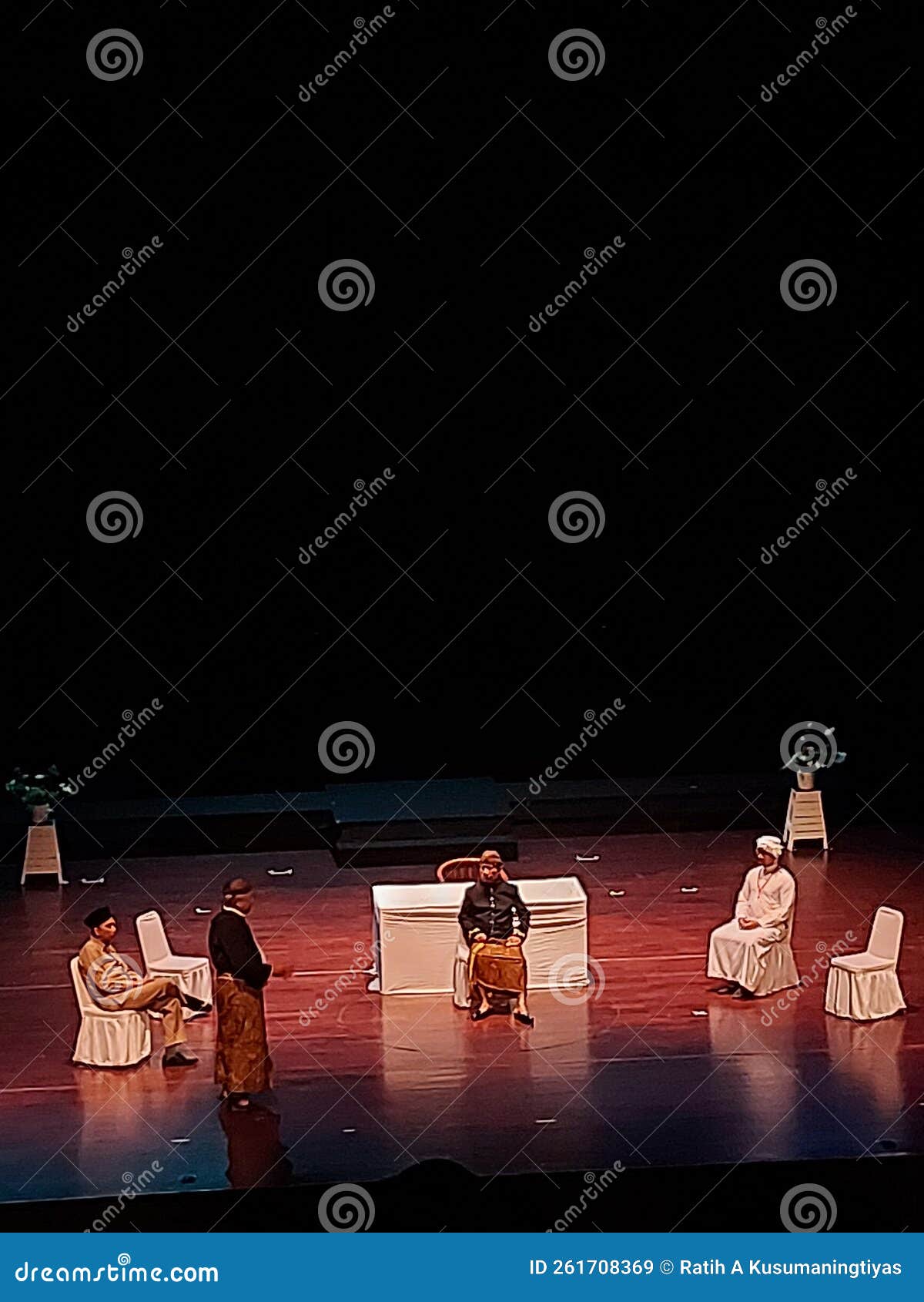 Teater Drama Musicals Table and Batic Editorial Stock Image - Image of ...
