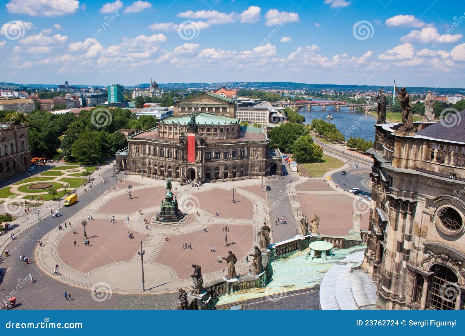 Teatro Dell'Opera Di Semper, Dresda, Germania Fotografia Stock ...