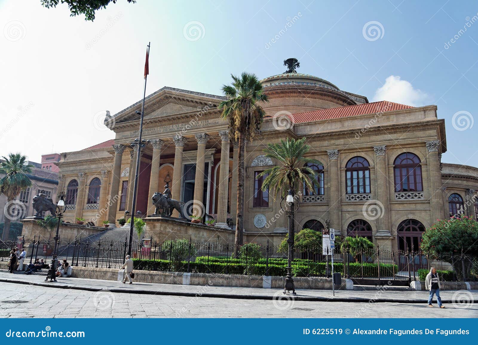 Teatro Massimo Palermo Sicily Stock Image - Image of palm, columns: 6225519