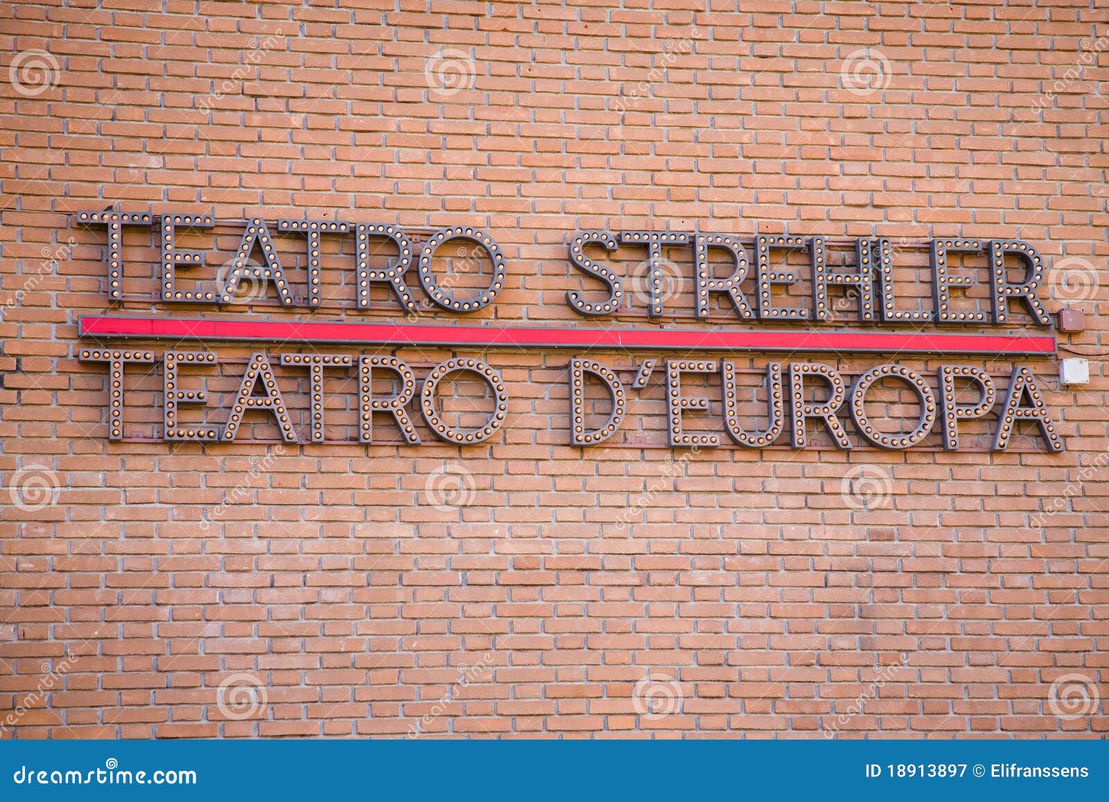 Teatro Strehler, Mailand redaktionelles stockfotografie. Bild von ...