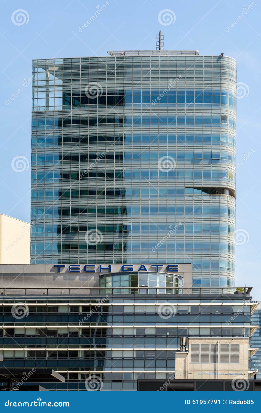 Tech Gate Tower Skyscraper in Vienna Editorial Photo - Image of ...