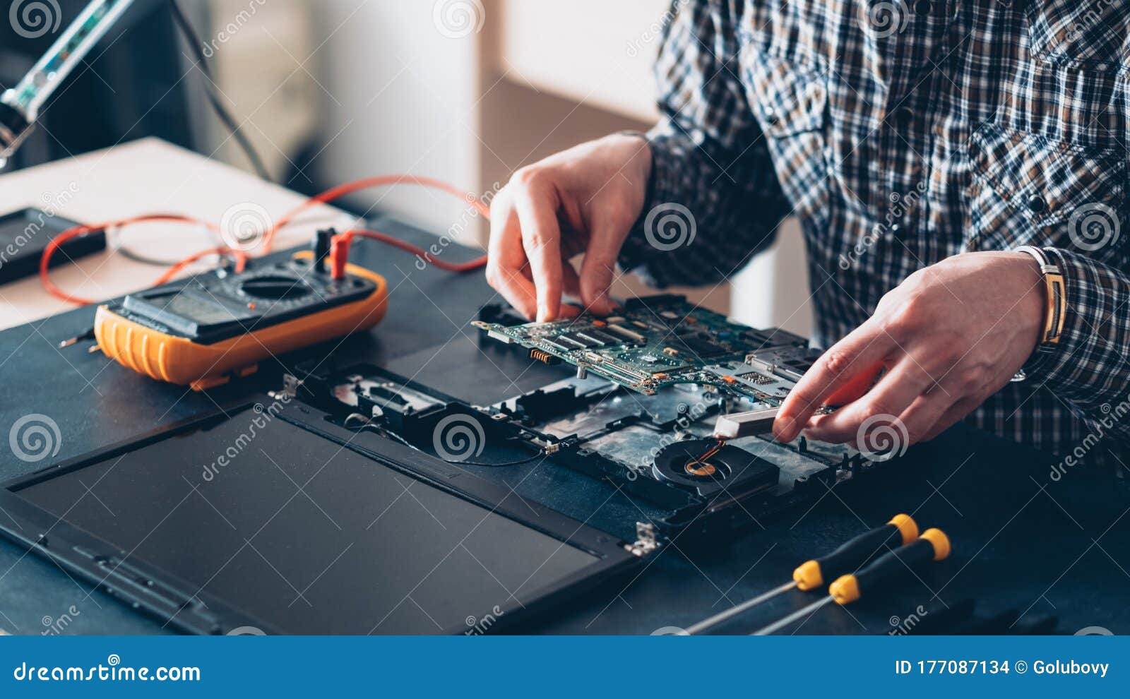 Tech Service Computer Diagnostics Engineer Laptop Stock Photo - Image ...