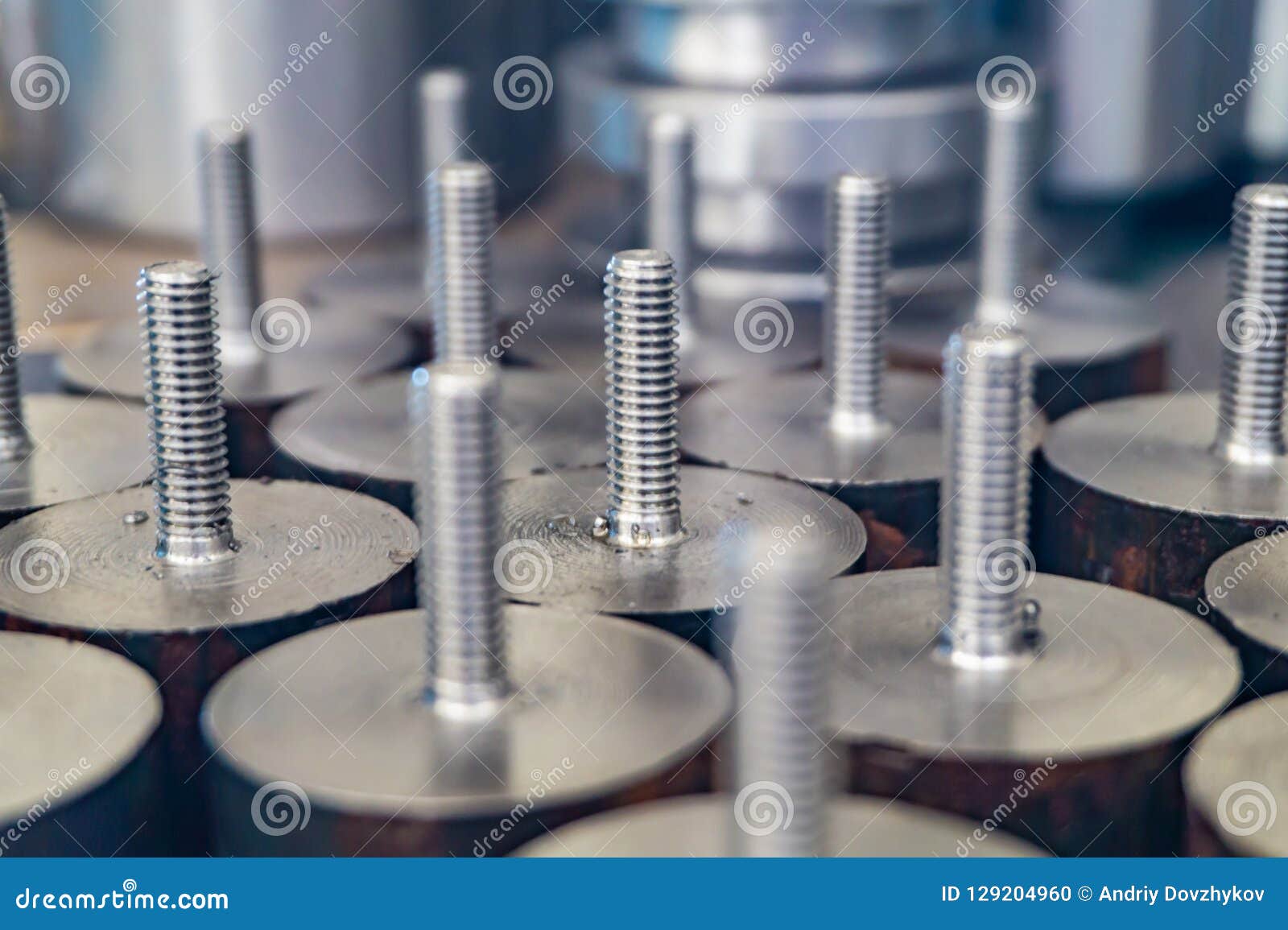 Technical Details with Threaded Connection, after Turning on a Rack in ...