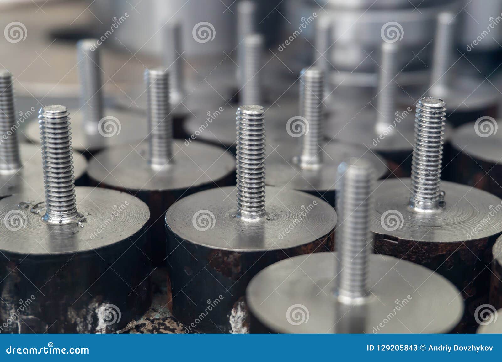 Technical Details with Threaded Connection, after Turning on a Rack in ...