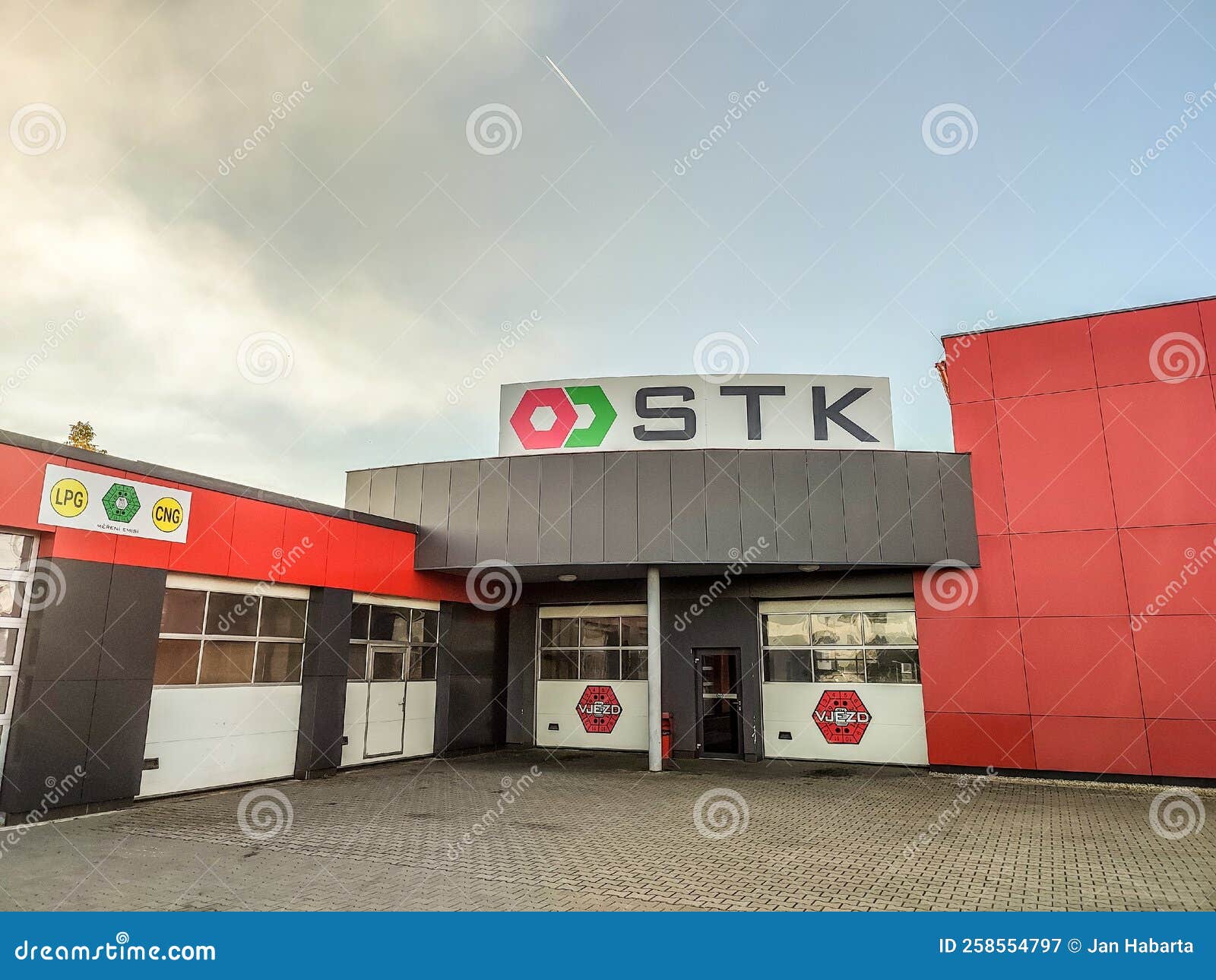 Technical Inspection Station Editorial Photography - Image of checking ...