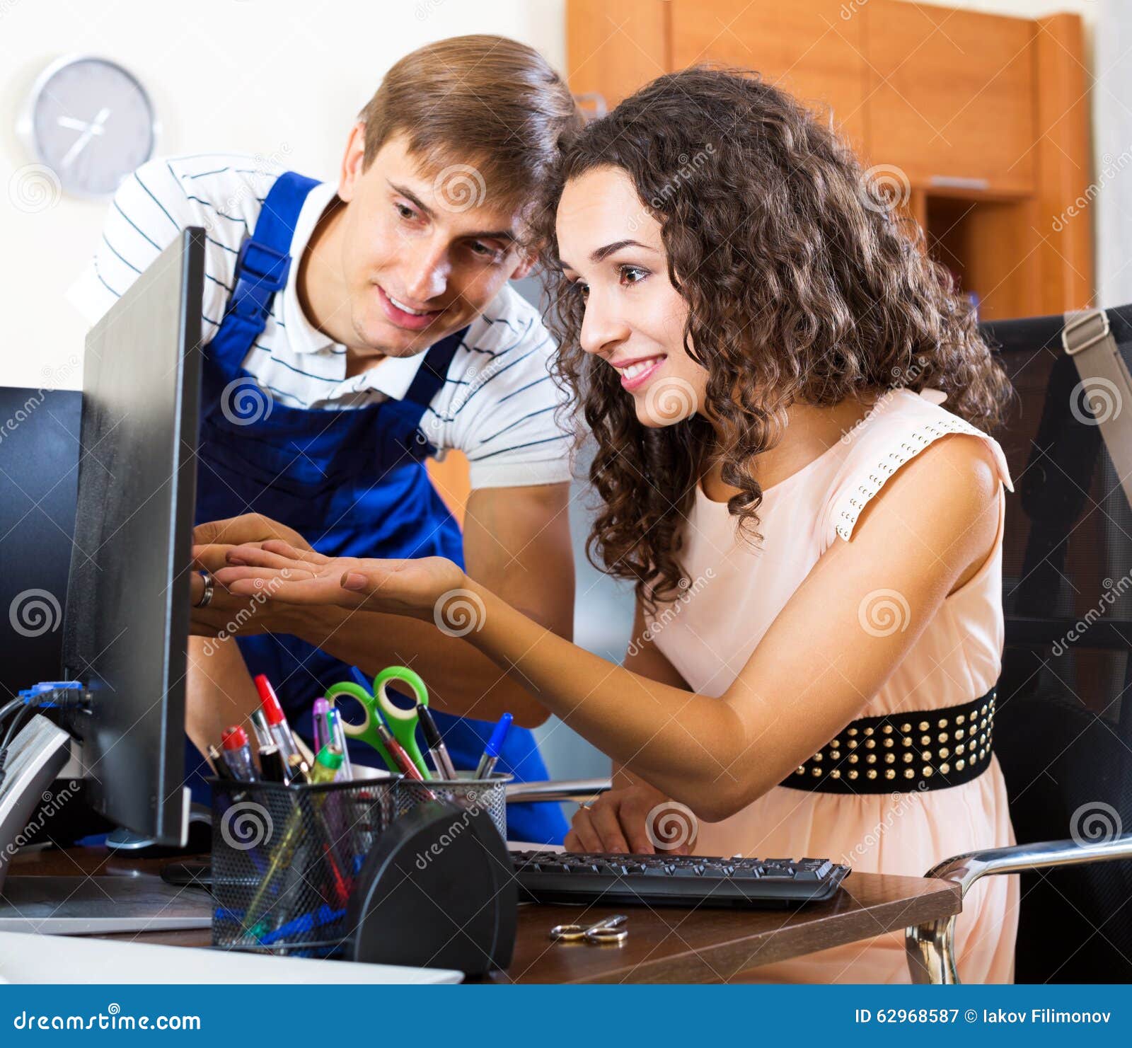 Technical Support Engineer and Client Stock Image - Image of house ...