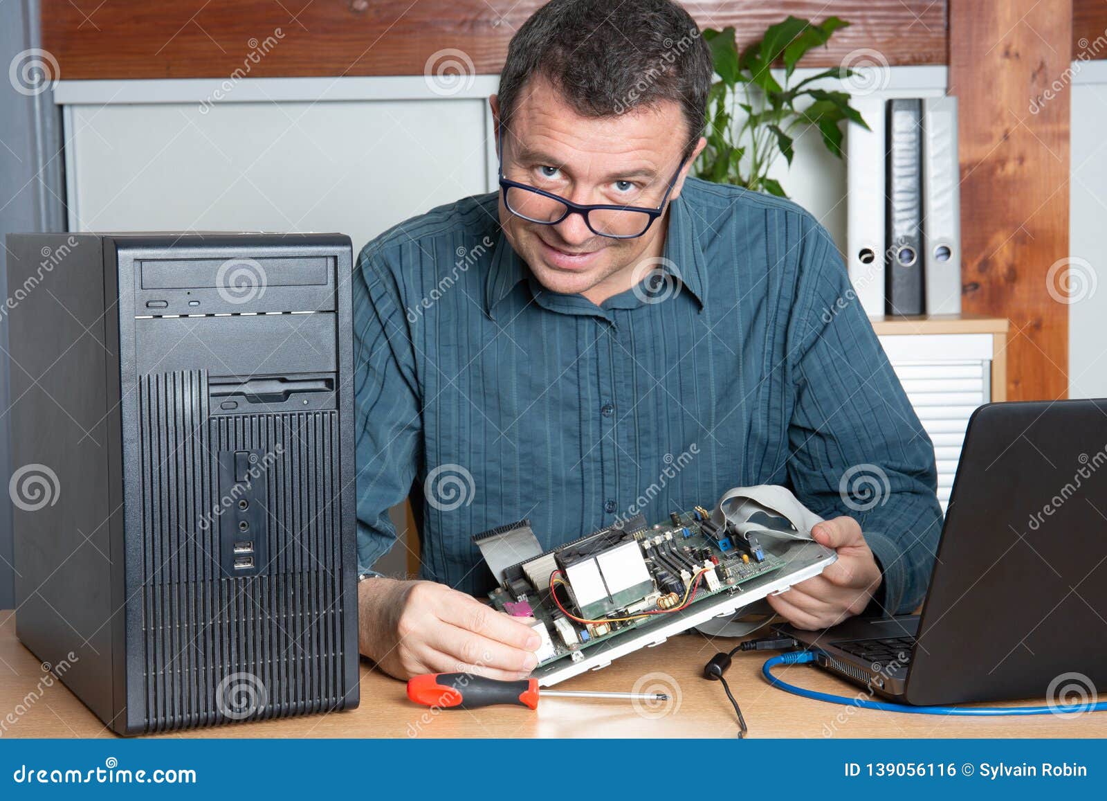Technician Repair Computer Man in Support Service Office Stock Photo ...