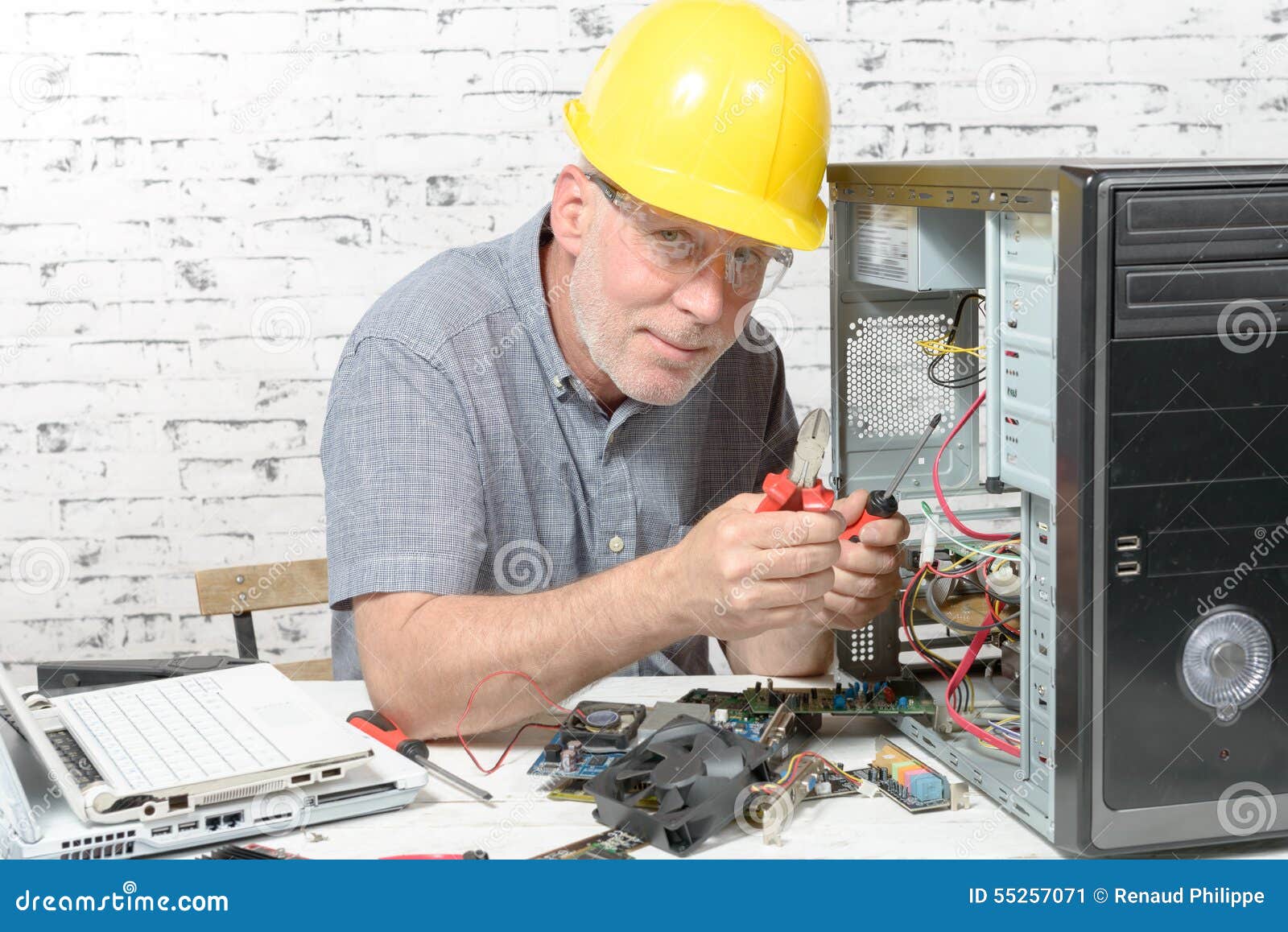 A Technician Repairing a Computer Stock Image - Image of geek, angry ...