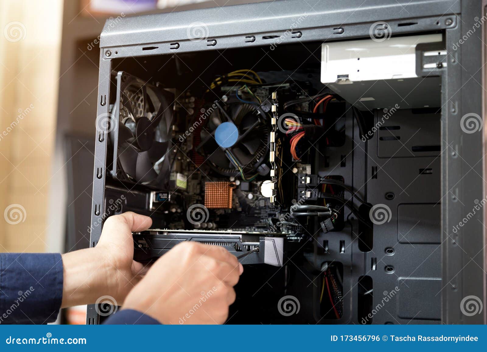 Technician with a Screwdriver for Fixing Computers, Computer Har Stock ...