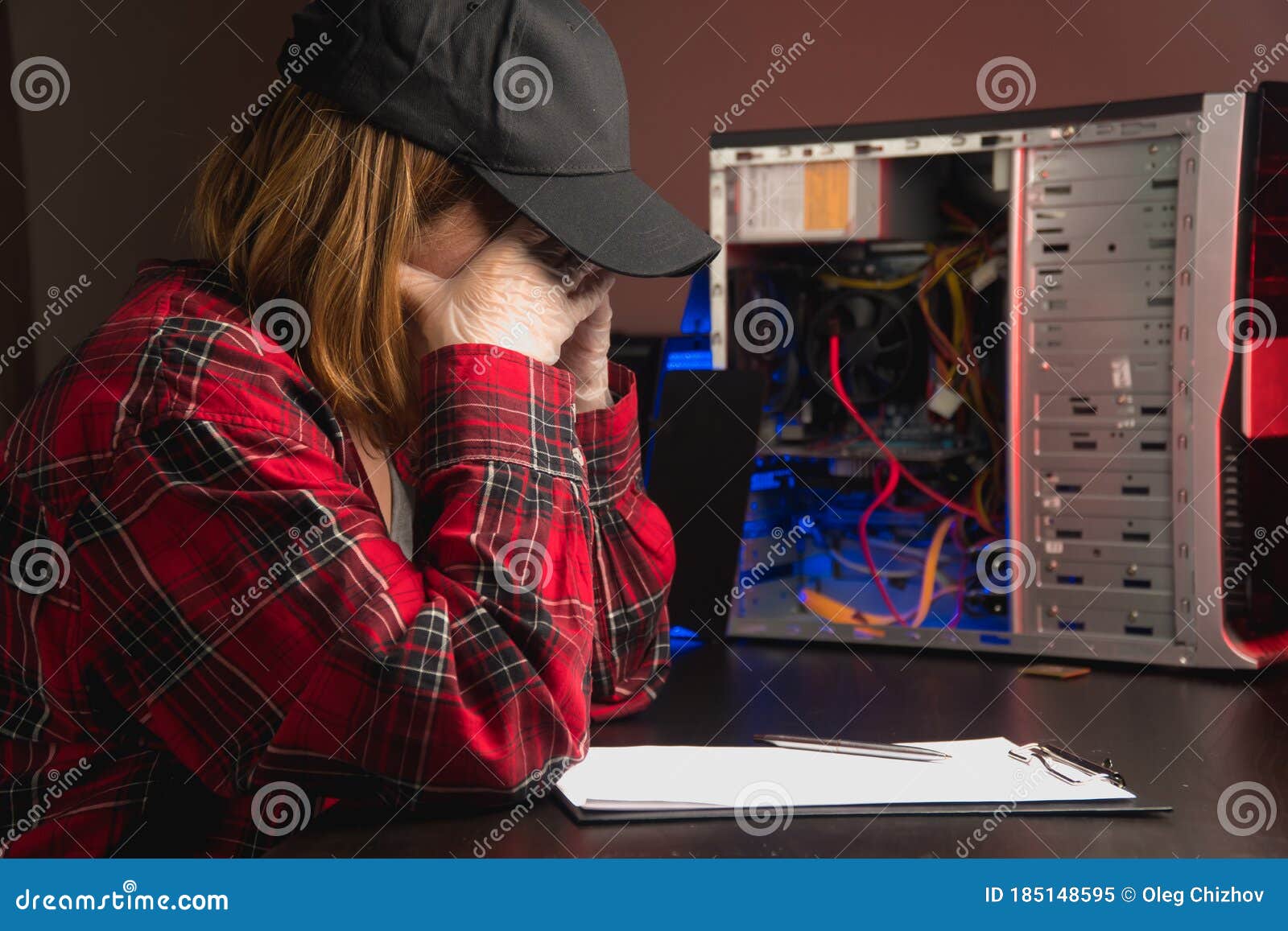 The Technician Took His Head in Shock from the Malfunction of Computer ...