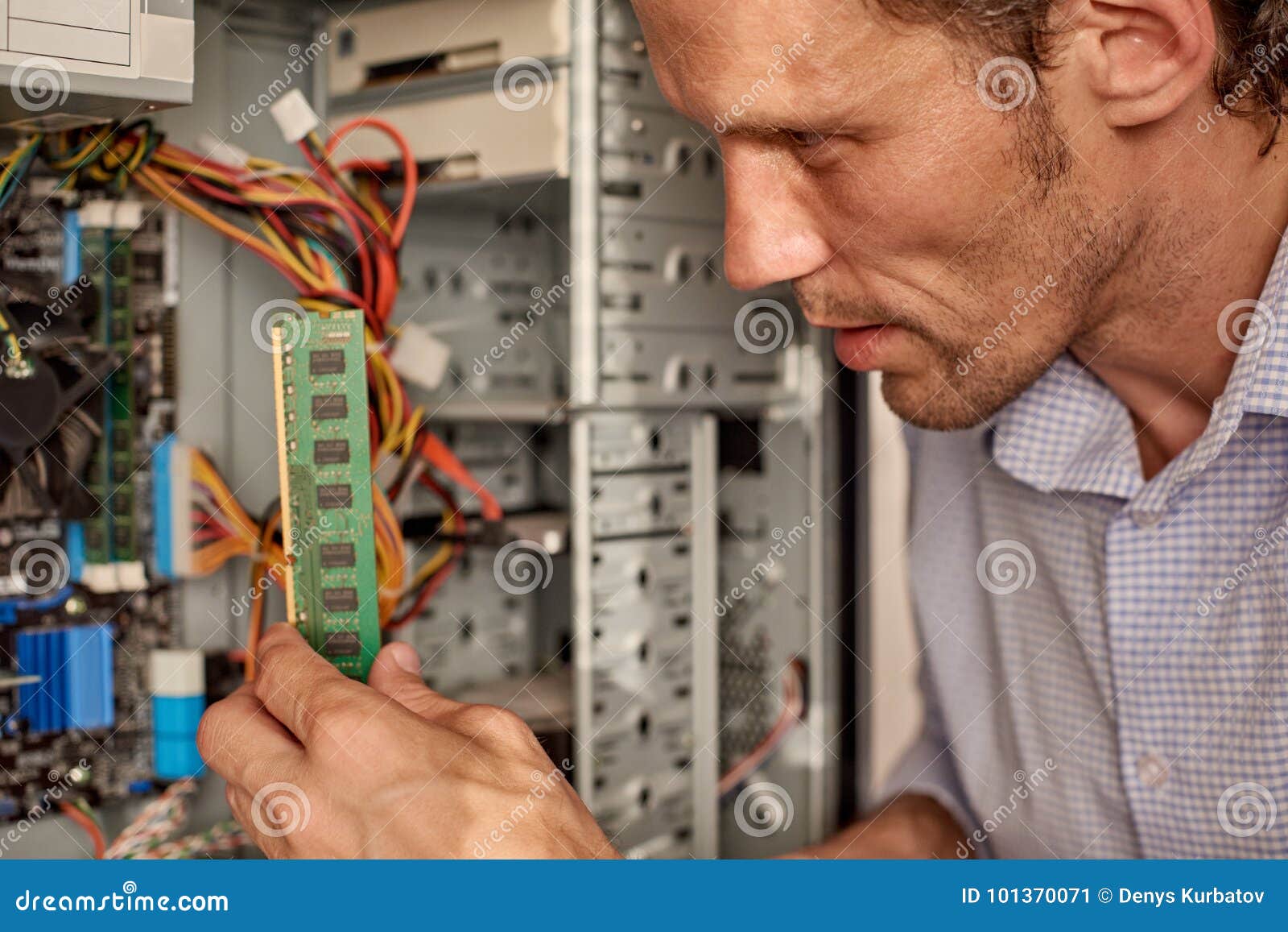 Technician fixing RAM stock image. Image of fixing, detail - 101370071
