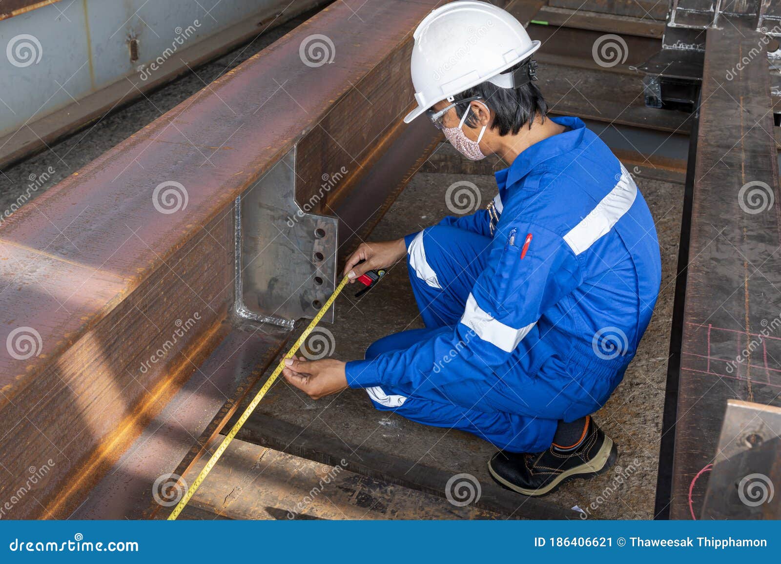 Technicians Are Measuring The Dry Film Thickness & X28;DFT& X29; With ...
