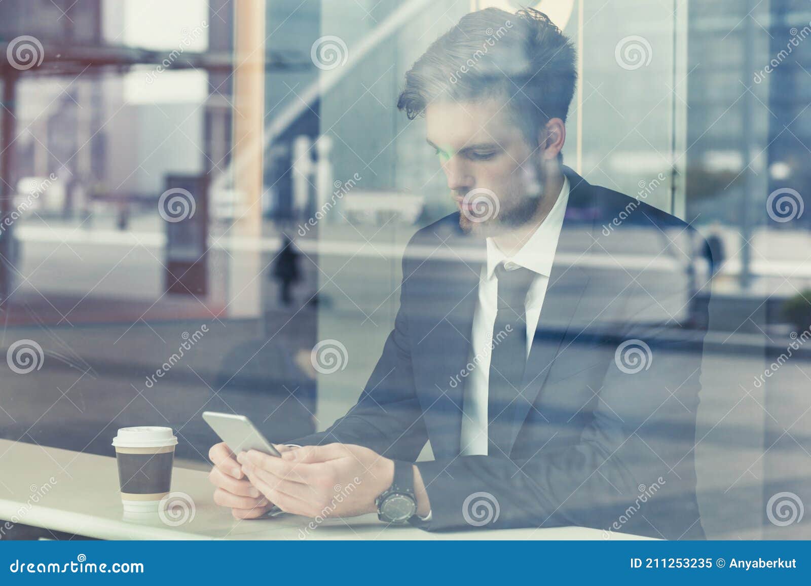Technology, Business Man Using Mobile App on Smartphone Stock Image ...
