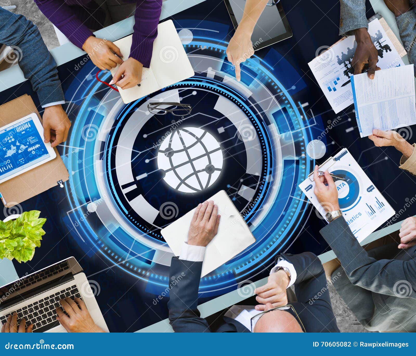 Technology Hud Global Web Media Concept Stock Photo - Image of data ...