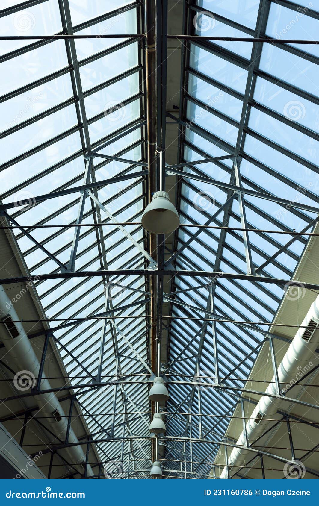 Techo del centro comercial foto de archivo. Imagen de famoso - 231160786