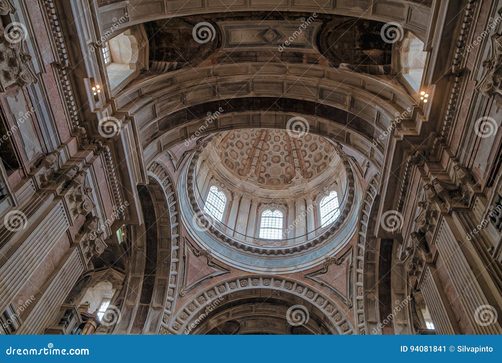 Techo Del Convento Del Mafra Imagen de archivo - Imagen de interior ...