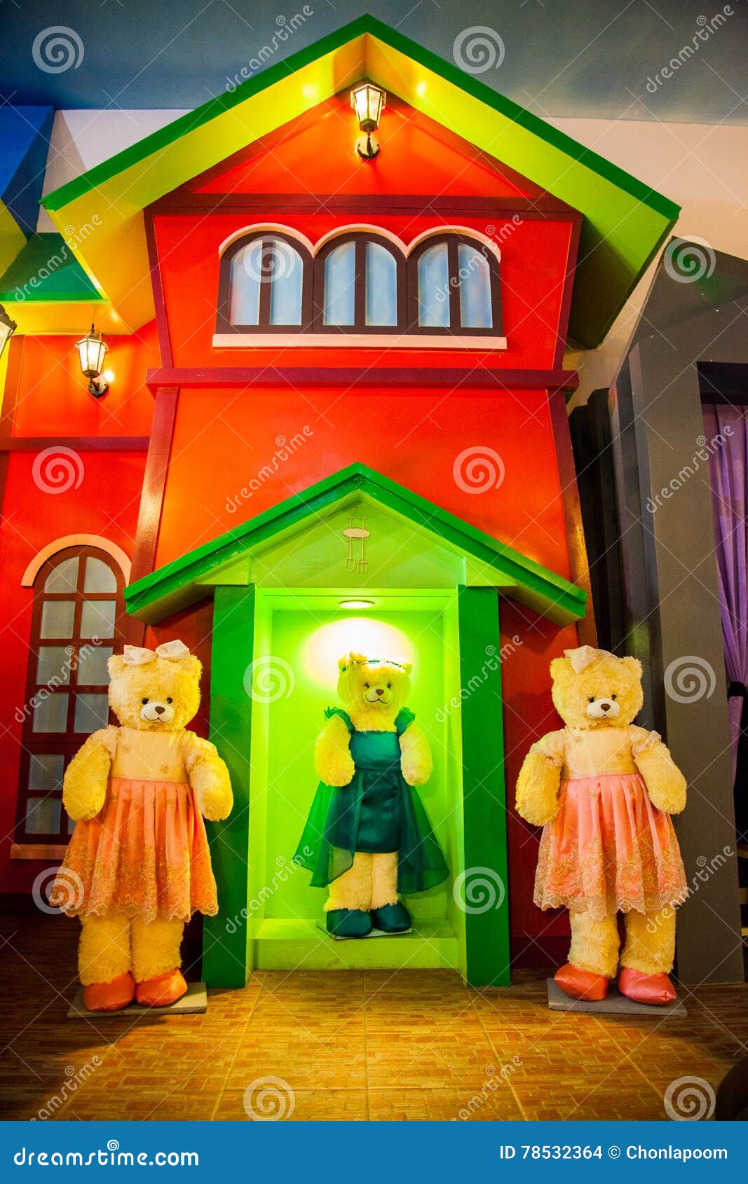 Teddy bear house editorial stock image. Image of childhood - 78532364