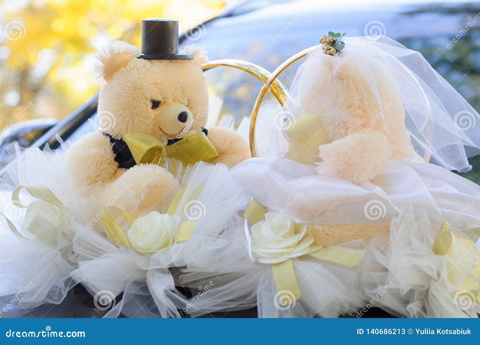 Teddy Bears on the Car. Wedding Decor. Wedding Teddy Bears Stock Image ...