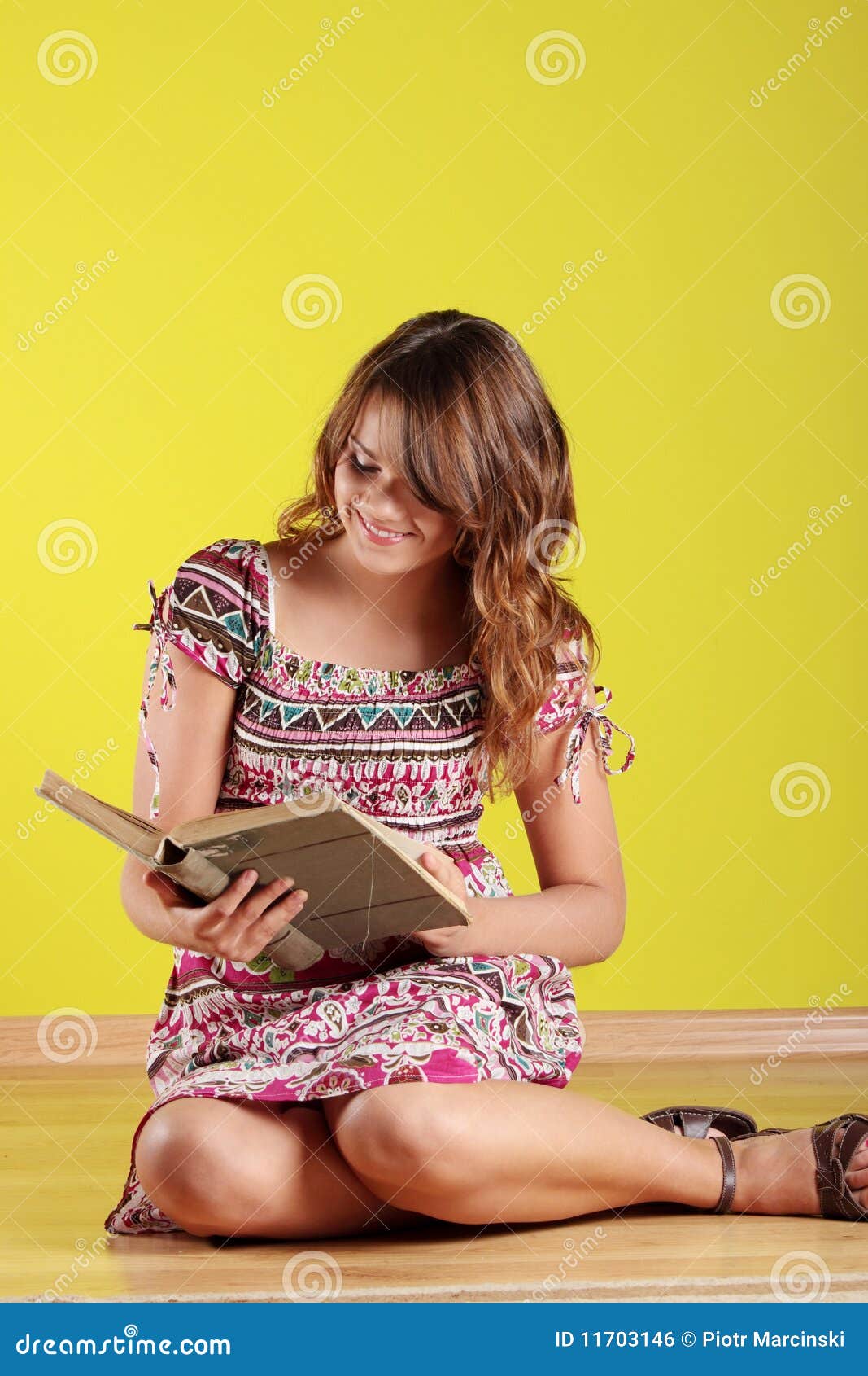 Teen woman reading a book stock photo. Image of happiness - 11703146