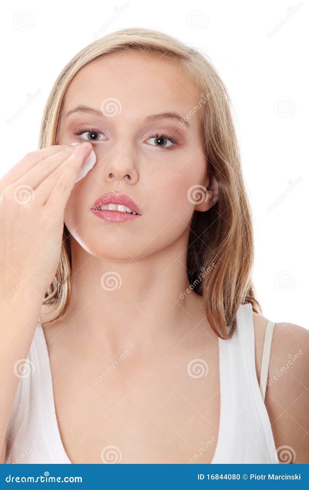 114 Teen Woman Removing Makeup Photos - Free & Royalty-Free Stock ...