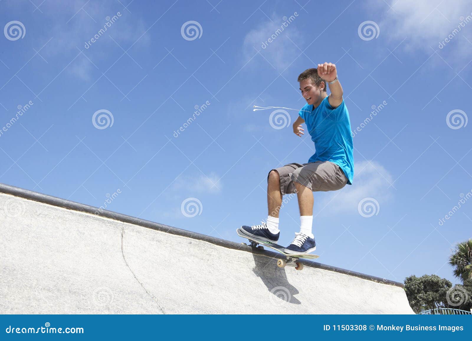 Teenage Boy in Skateboard Park Stock Photo - Image of outdoors, park ...
