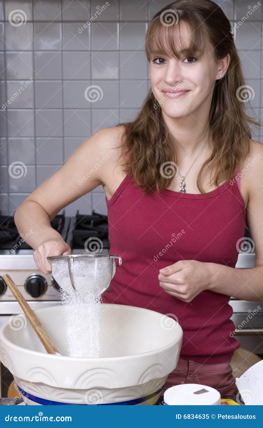 Teenage girl baking stock image. Image of happy, baking - 6834635