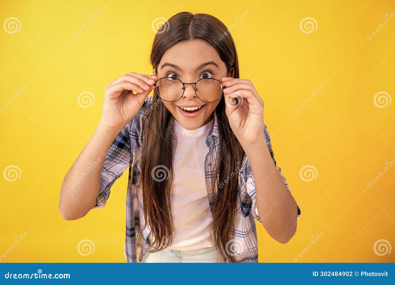 Teenage Girl Can See With Eyesight Glasses Teenage Girl In Eyesight Eyeglasses Look Somewhere