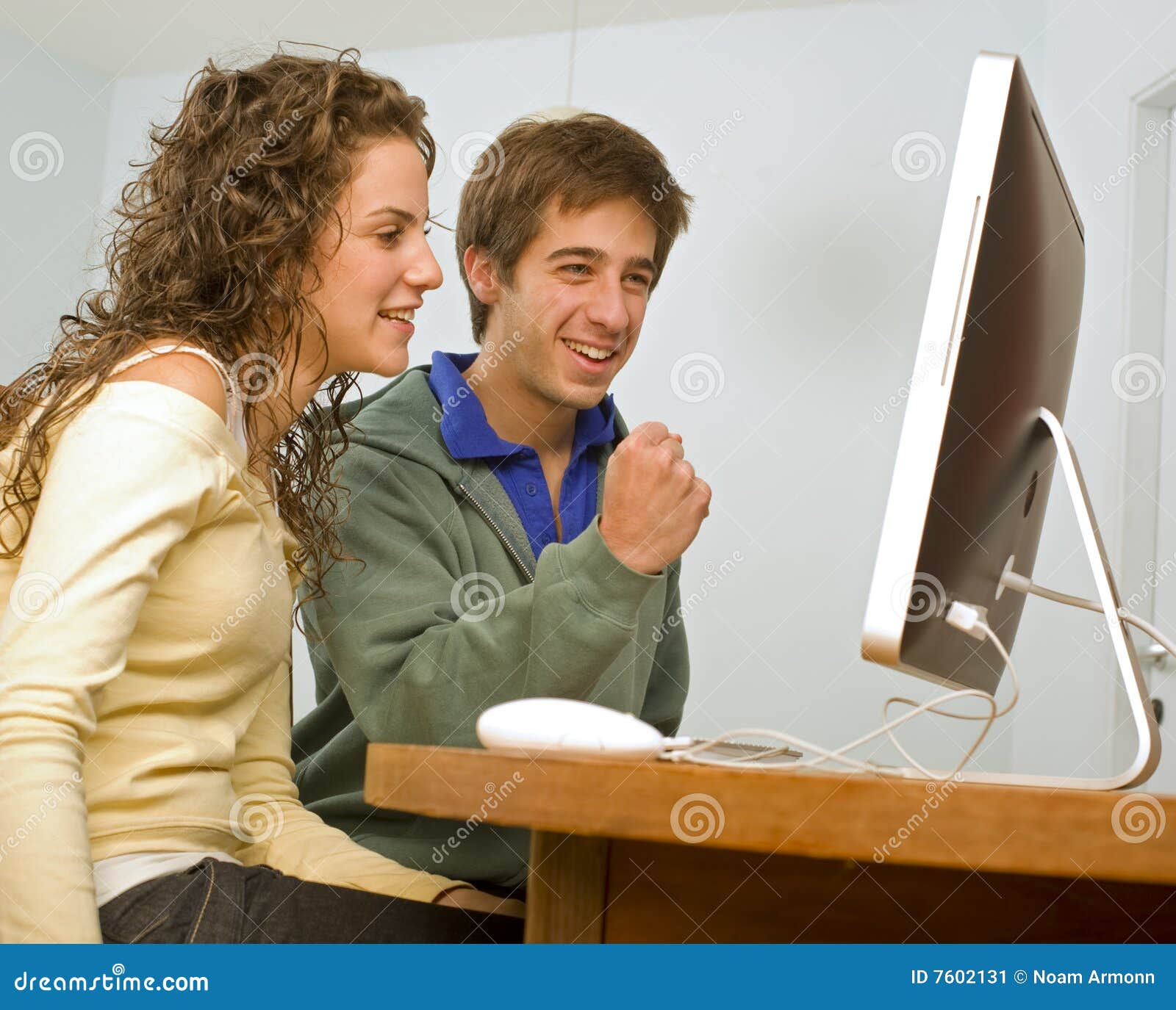 Teenager couple computer stock image. Image of adult, teamwork - 7602131