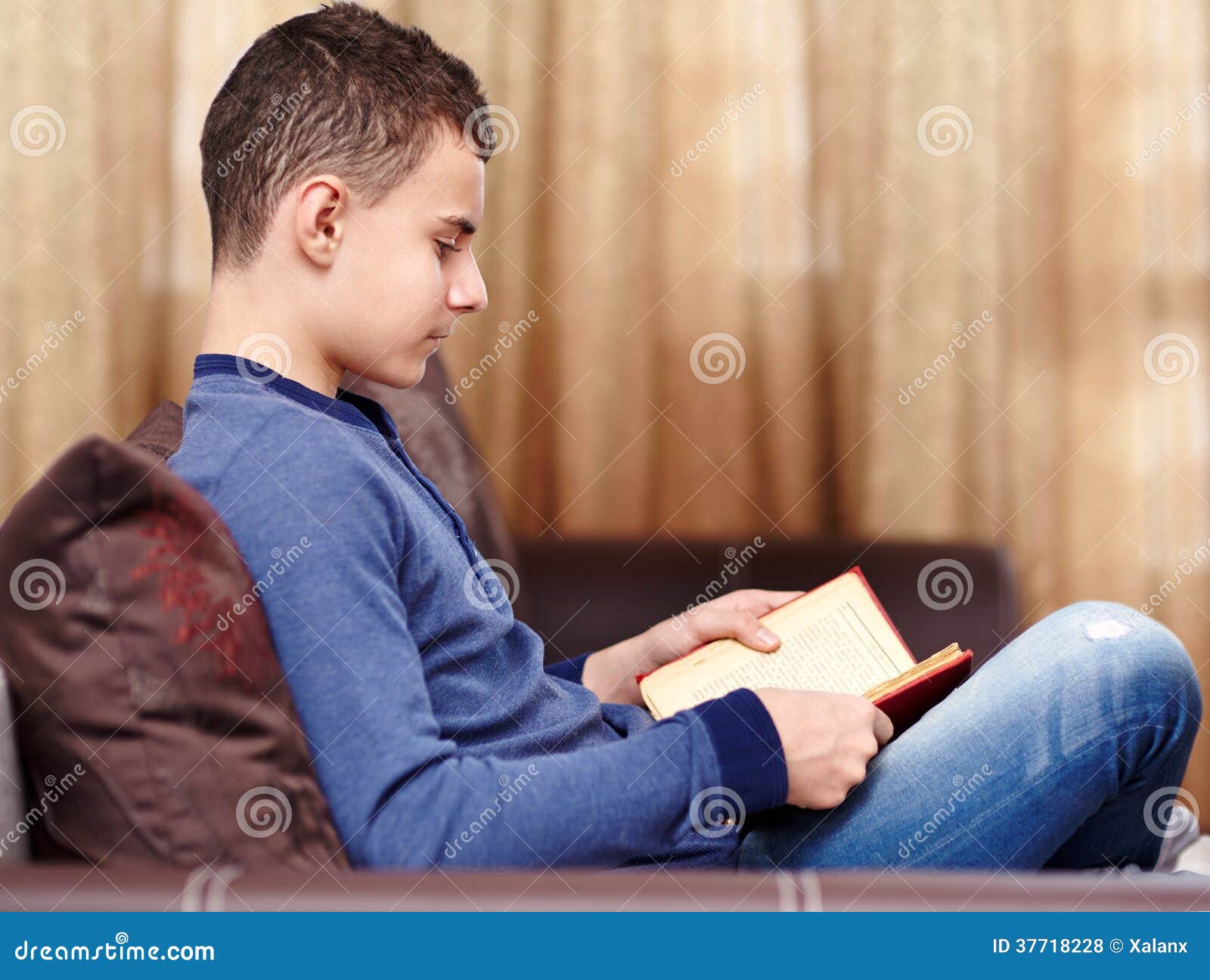 Teenager reading a book stock photo. Image of clever - 37718228