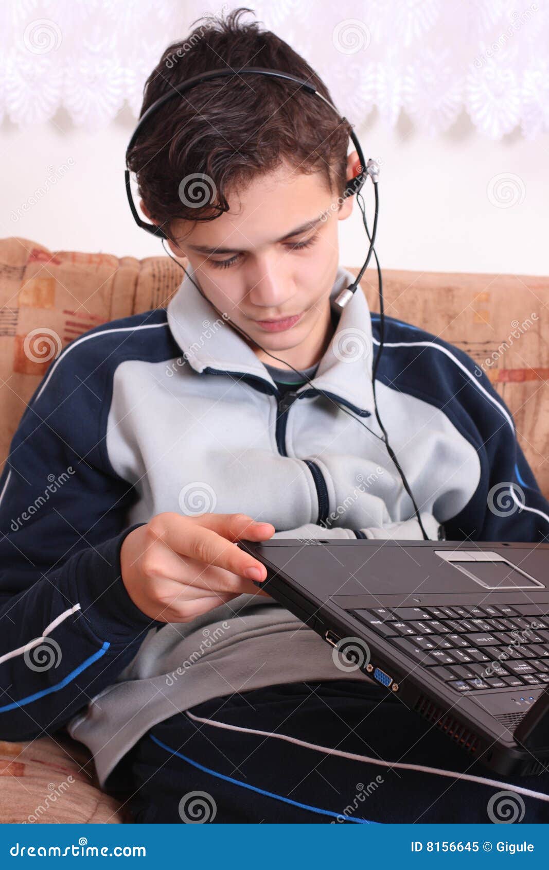 Teenagers and computer stock image. Image of technology - 8156645