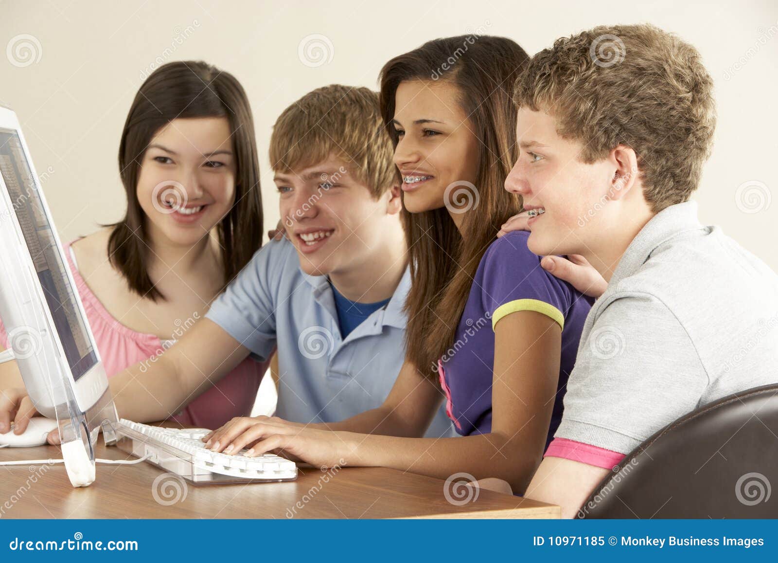 Teenagers on Computer at Home Stock Image - Image of girls, chinese ...