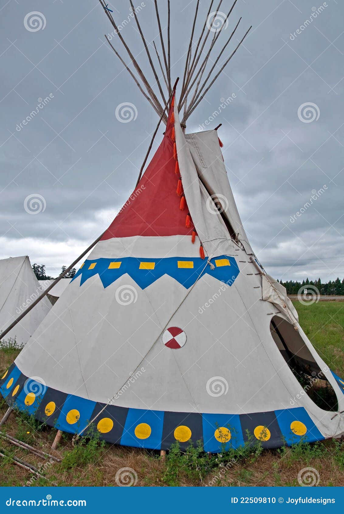TeePee Do Indian Do Nativo Americano Foto de Stock - Imagem de xixi ...