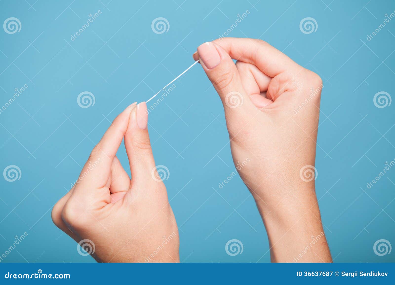 Teeth cleaning thread stock image. Image of cleaning - 36637687