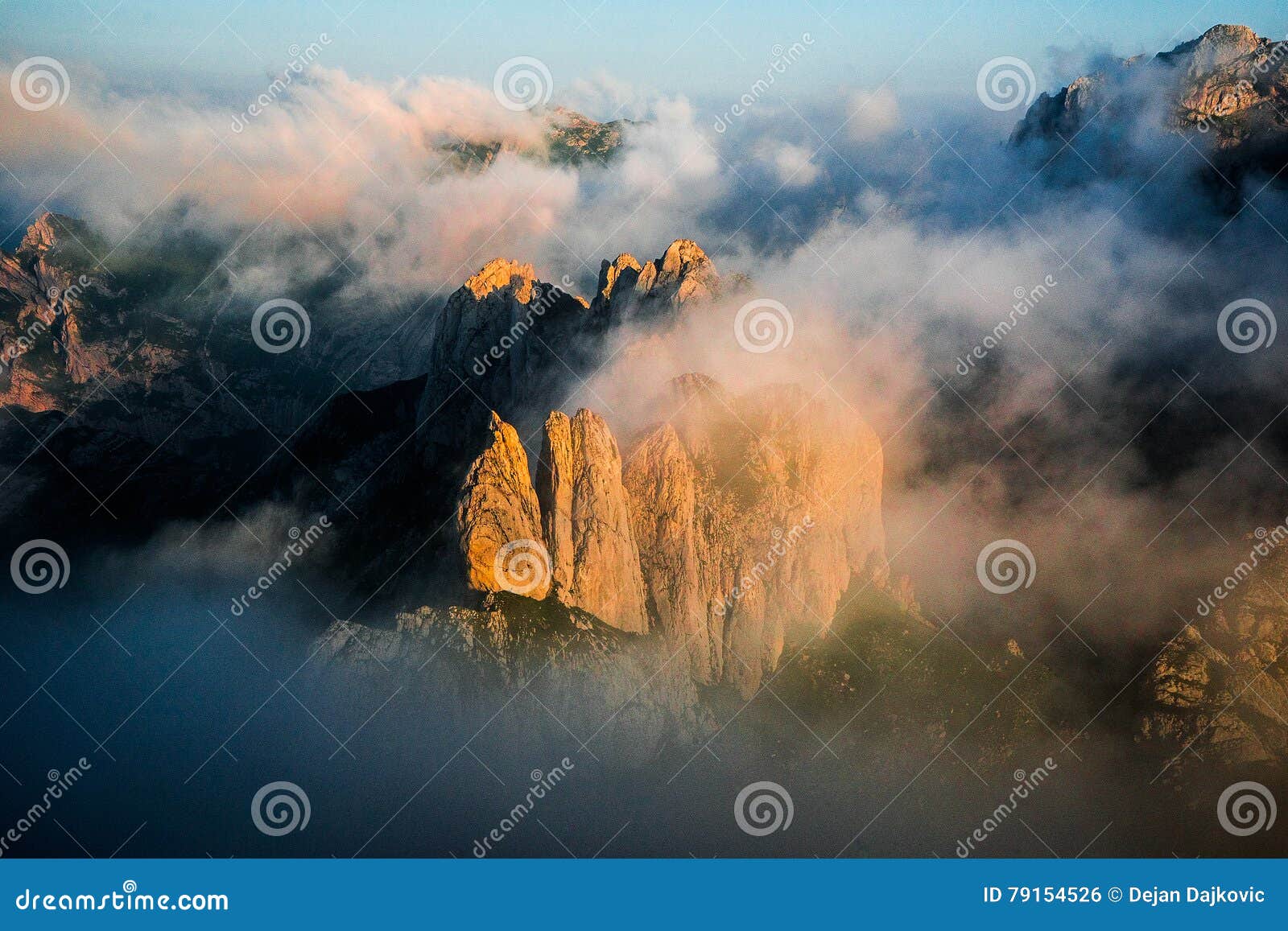 Mountain Peaks Teeth Shape Stock Photos - Free & Royalty-Free Stock ...