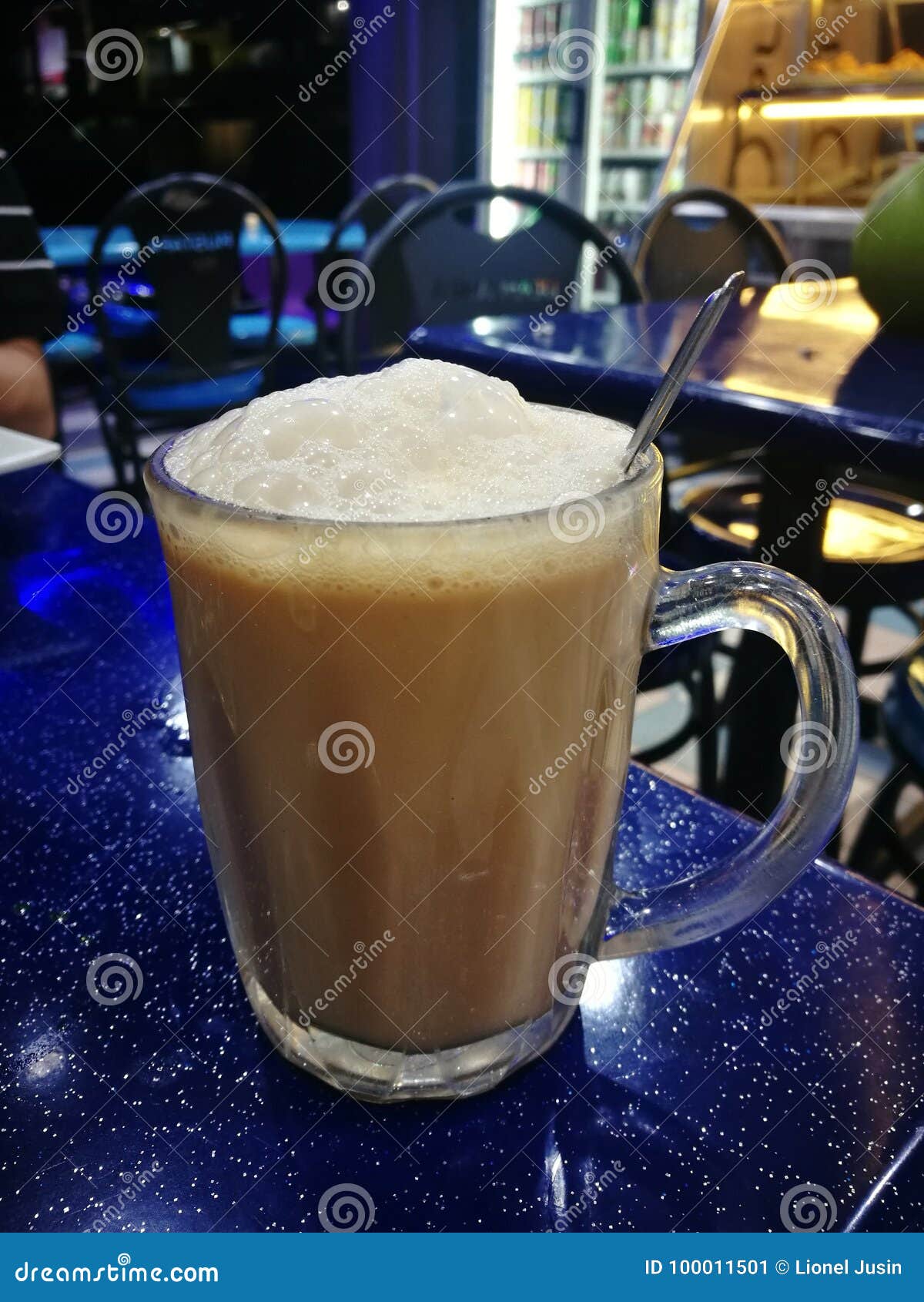 Teh tarik stock image. Image of stall, bubbly, tarik - 100011501