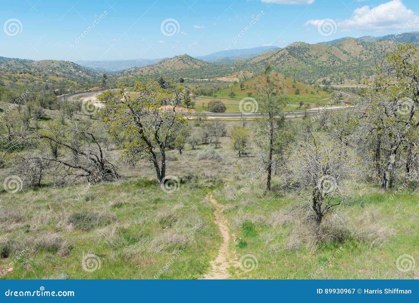 Tehachapi Loop tracks stock image. Image of helix, trees - 89930967