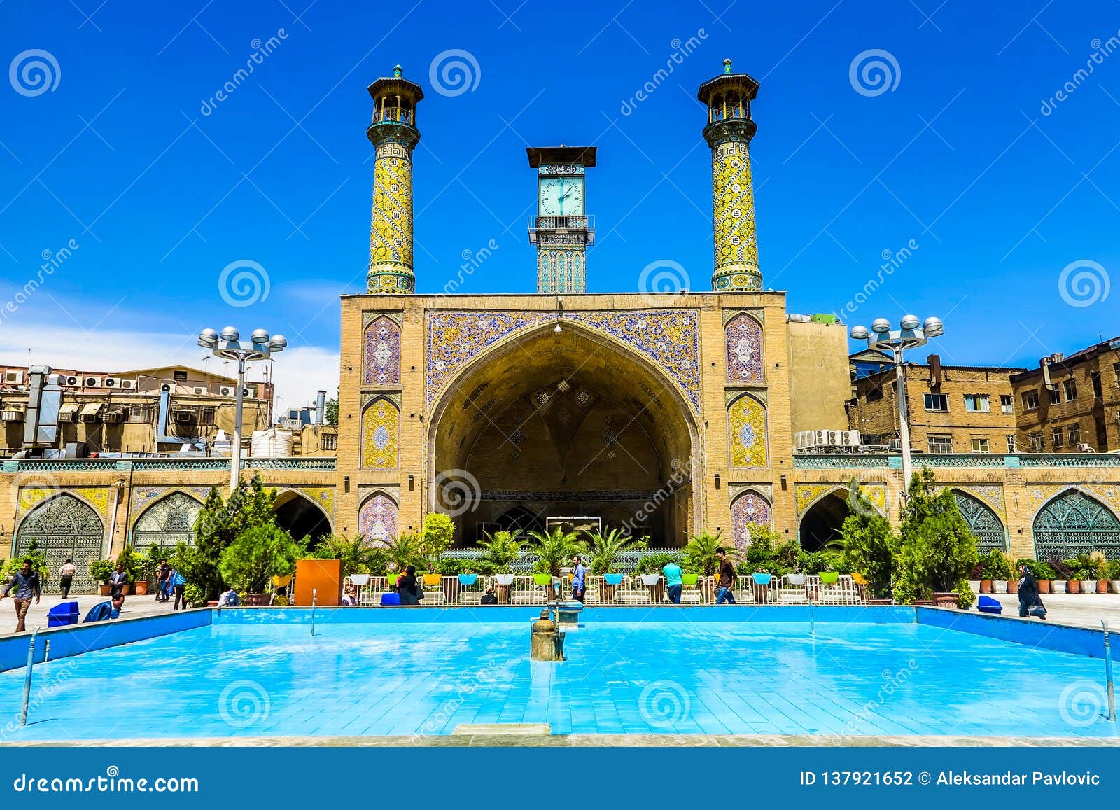 Tehran Grand Bazaar 12 editorial photography. Image of iranian - 137921652