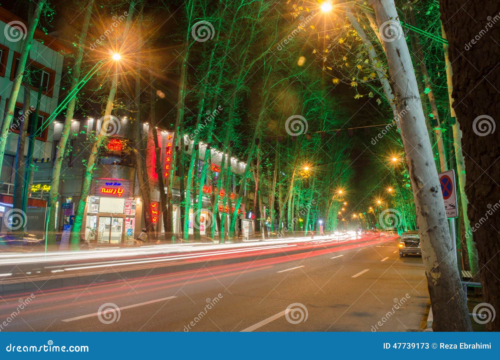 Tehran Street Night View editorial stock photo. Image of tajrish - 47739173