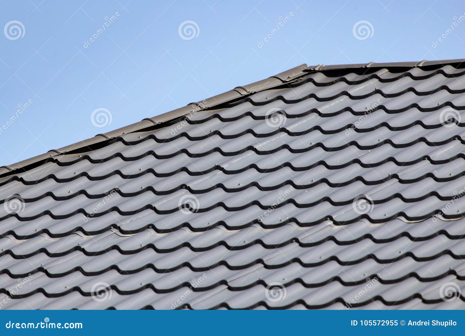 Tejado De La Techumbre Del Metal Como Fondo Imagen de archivo - Imagen ...