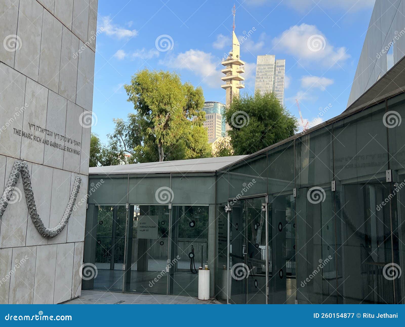 Tel Aviv Museum of Art in Israel Editorial Photography - Image of aviv ...