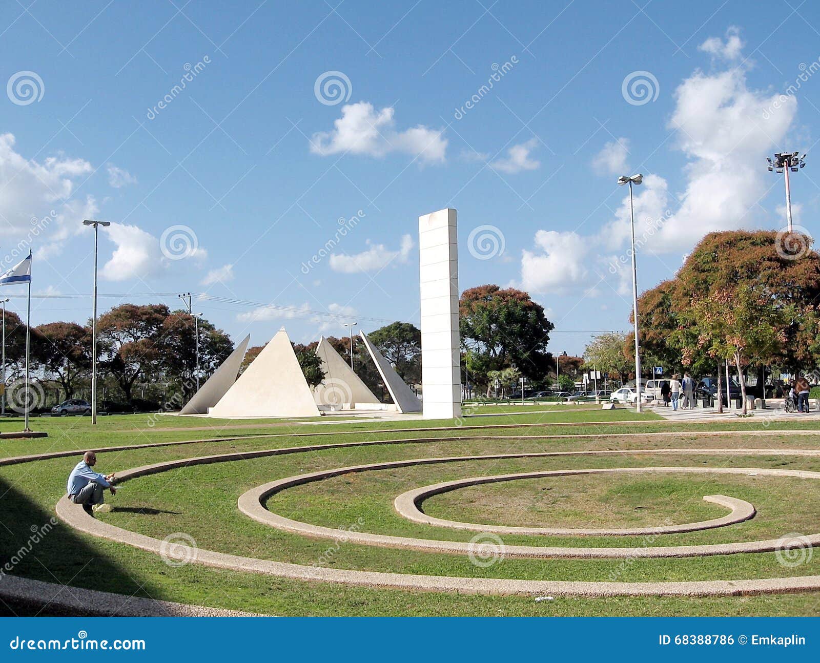 Tel Hashomer Geometry and Spiral 2009 Editorial Photo - Image of garden ...