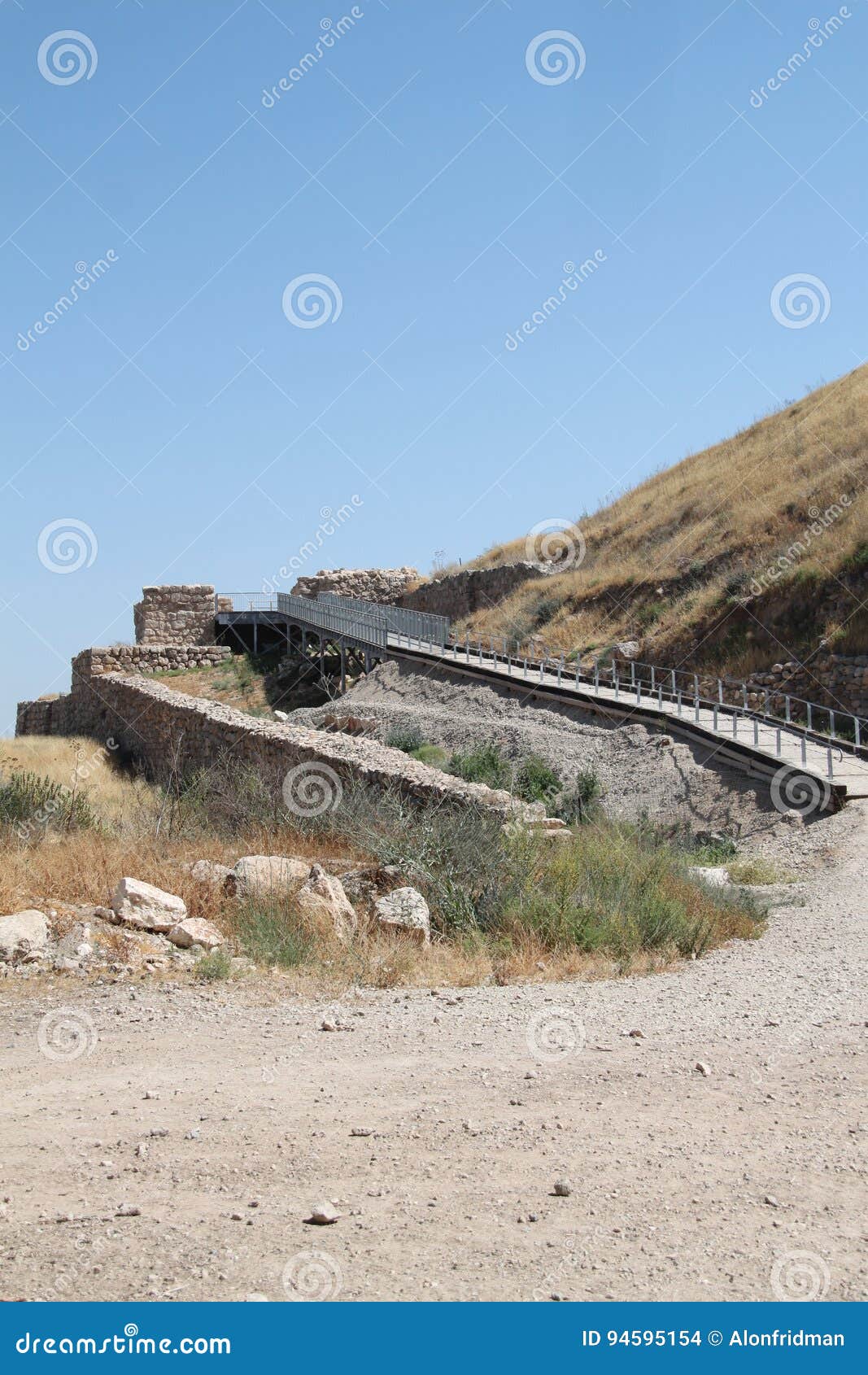 Gate, Ruins Of Ancient Shivta, Ancient Nabataeans And Byzantine City ...