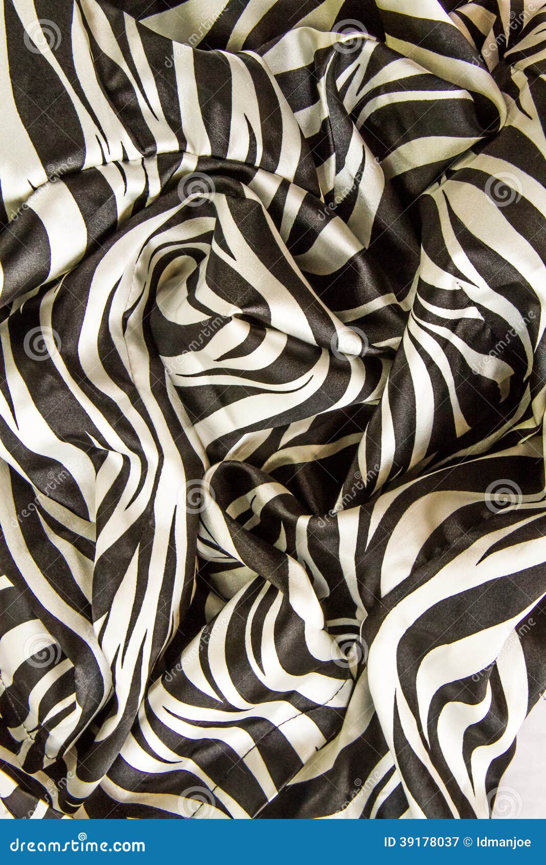 Tela Del Estampado De Zebra De La Arruga Imagen de archivo - Imagen de ...